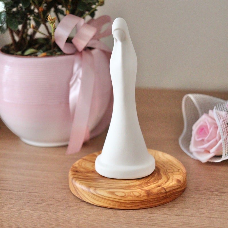 "Miniature Virgin Mary Statue – 16 cm Our Lady of Grace in Porcelain ...