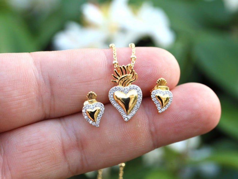 "Sacred Heart Jewelry Set for Teen Girls" - Medjugorje Jewelry